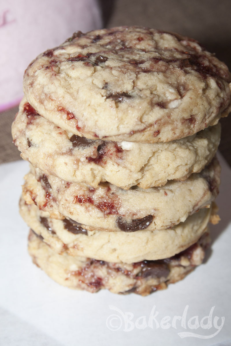 Disneyland’s White Chocolate Raspberry Cookie – Bakerlady